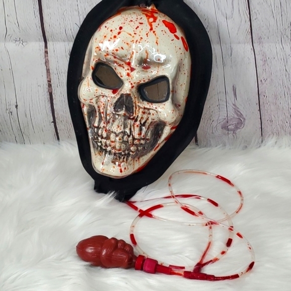 Vintage | Accessories | Vintage 9s Bleeding Skull Ghoul Halloween Costume Mask Heart Pump Works ...
